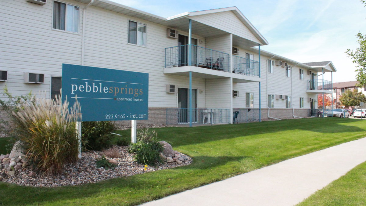 Pebble Springs - Bismarck-Mandan News, Pictures, History - BisManCafe.com